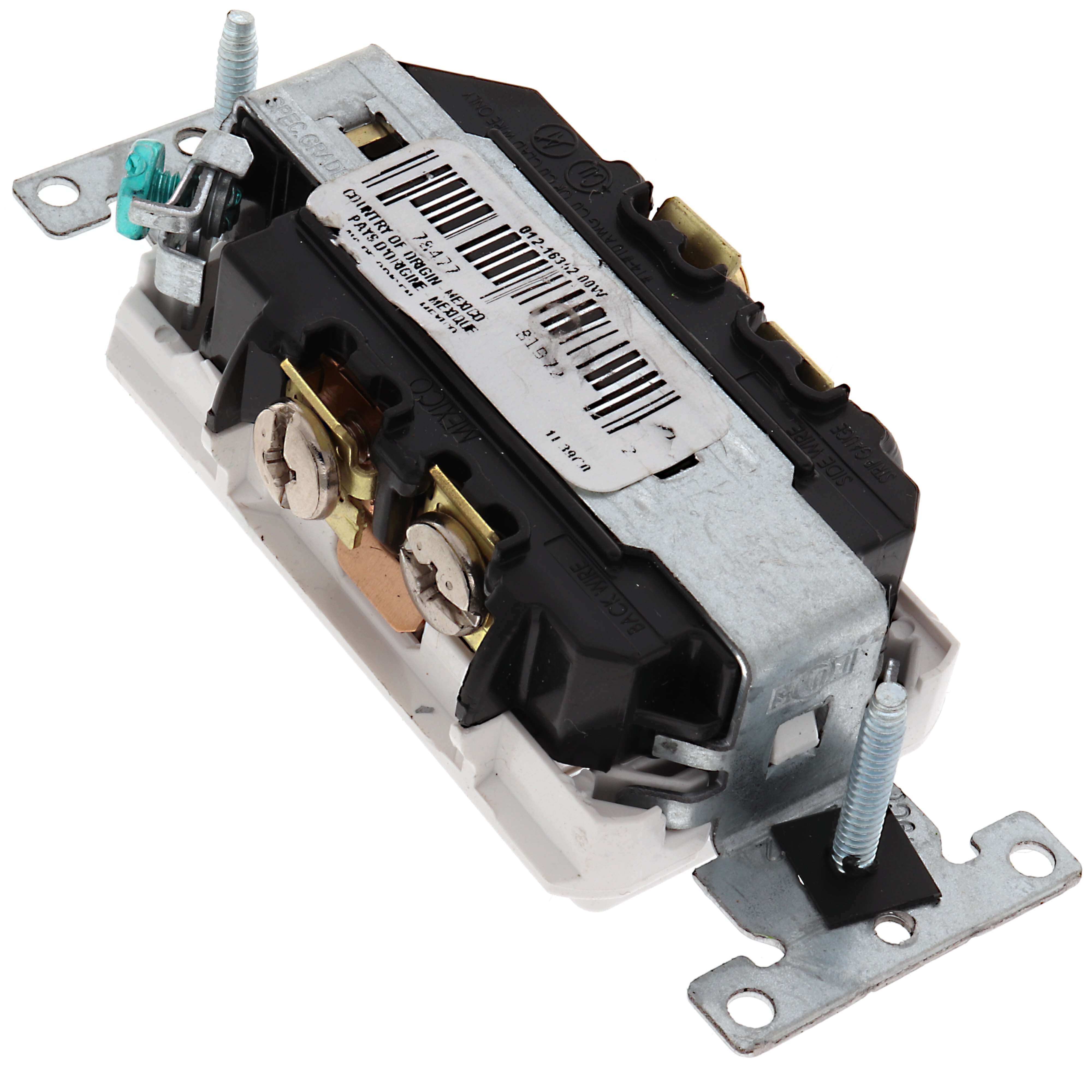 Outlet Leviton 20 Amp Tamper